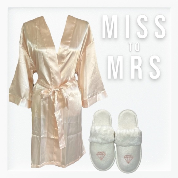Miss to Mrs | Intimates & Sleepwear | Nwt Miss To Mrs Champagne Peach ...